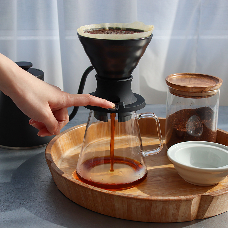 V60 Ceramic Immersion Colour Dripper Switch, 02 Size · HARIO Europe
